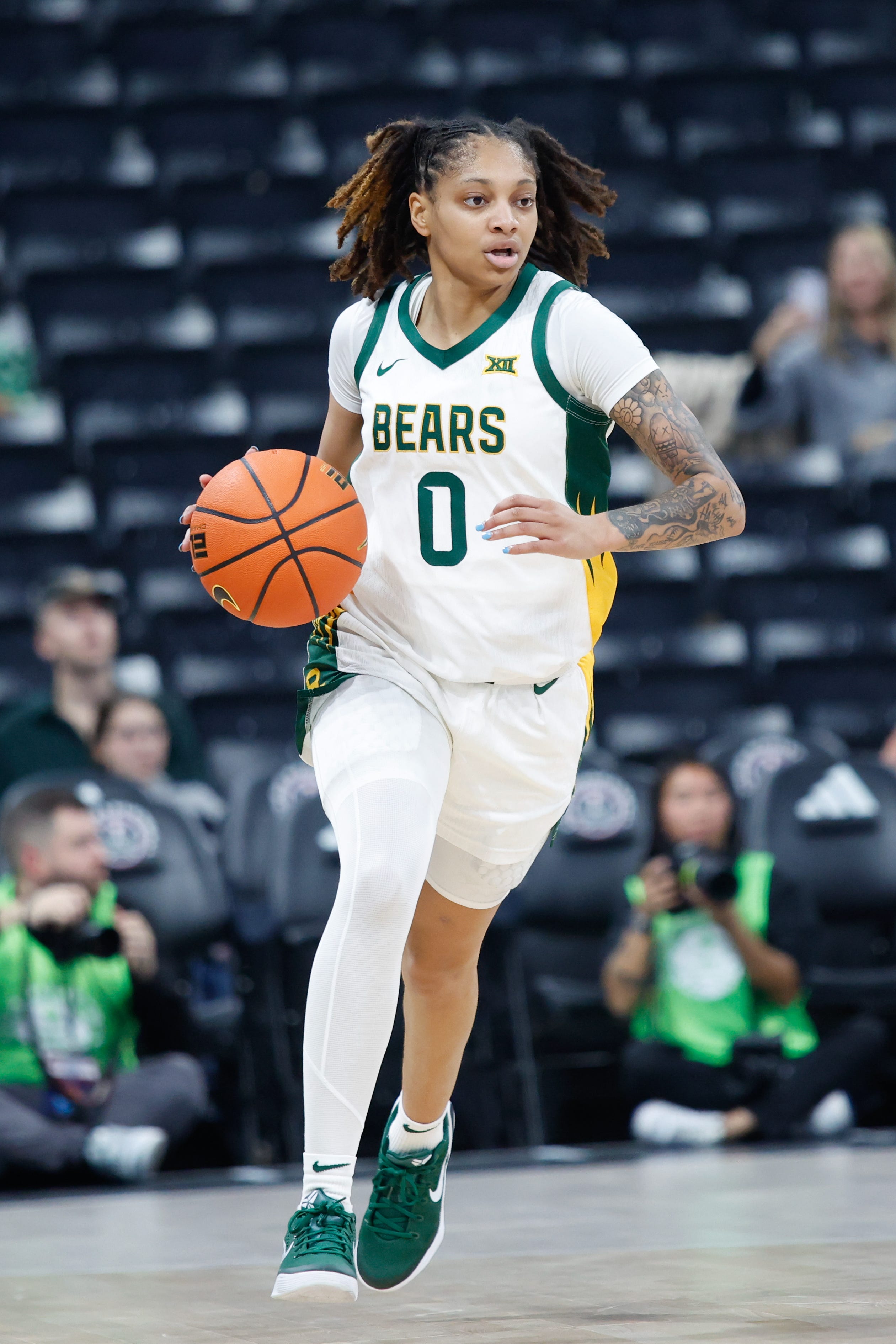 Which locals made an impact in 2026 NCAA women's college basketball?