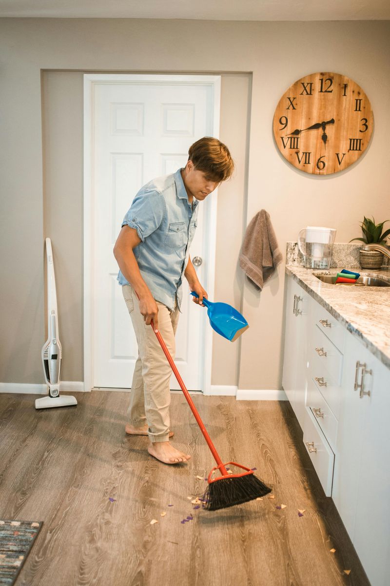 If clutter irritates you instantly, these 12 personality traits could ...
