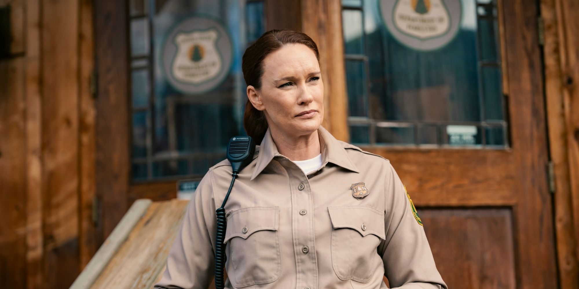 Taylor Sheridan officially reunites with country music star for ...