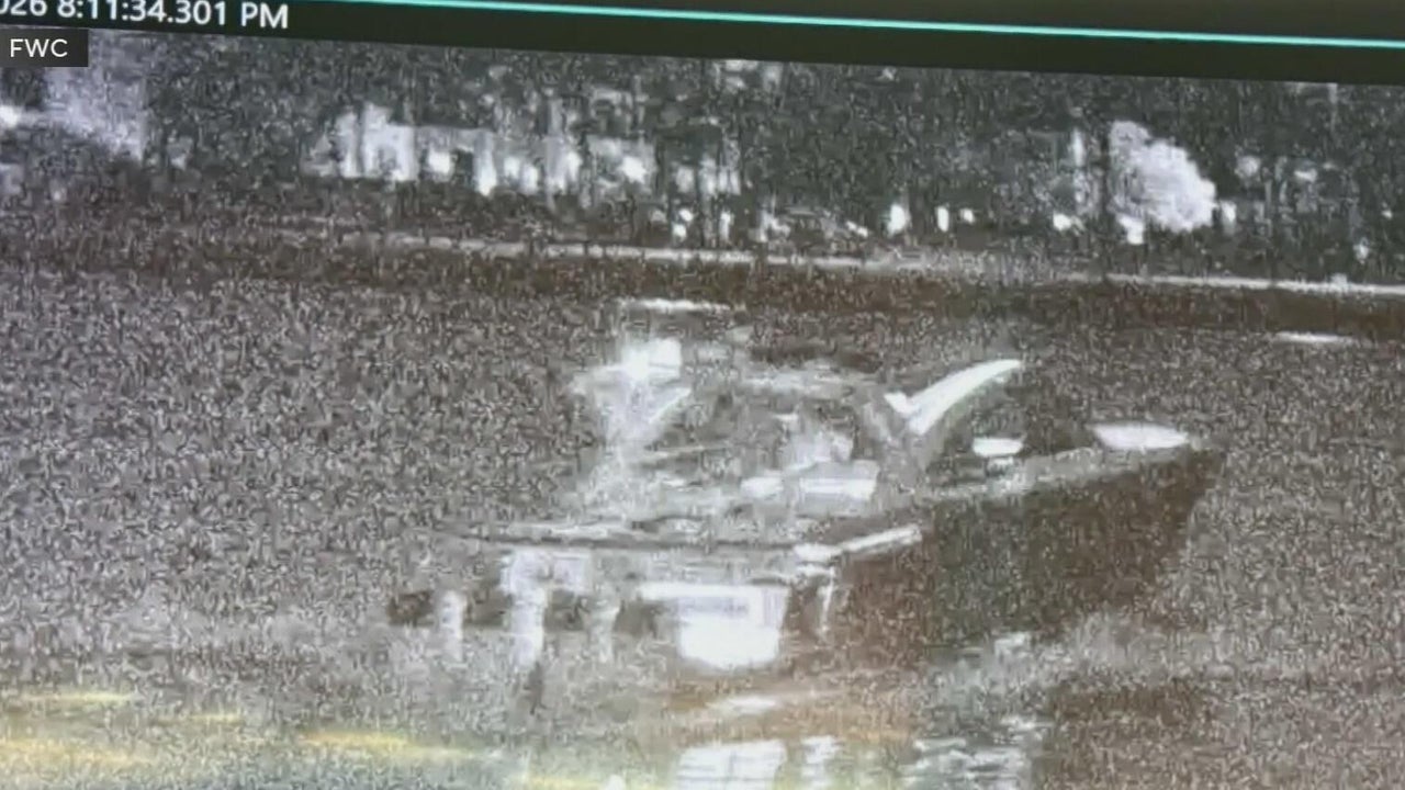 FWC releases new photos of boat involved in fatal Biscayne Bay hit-and-run