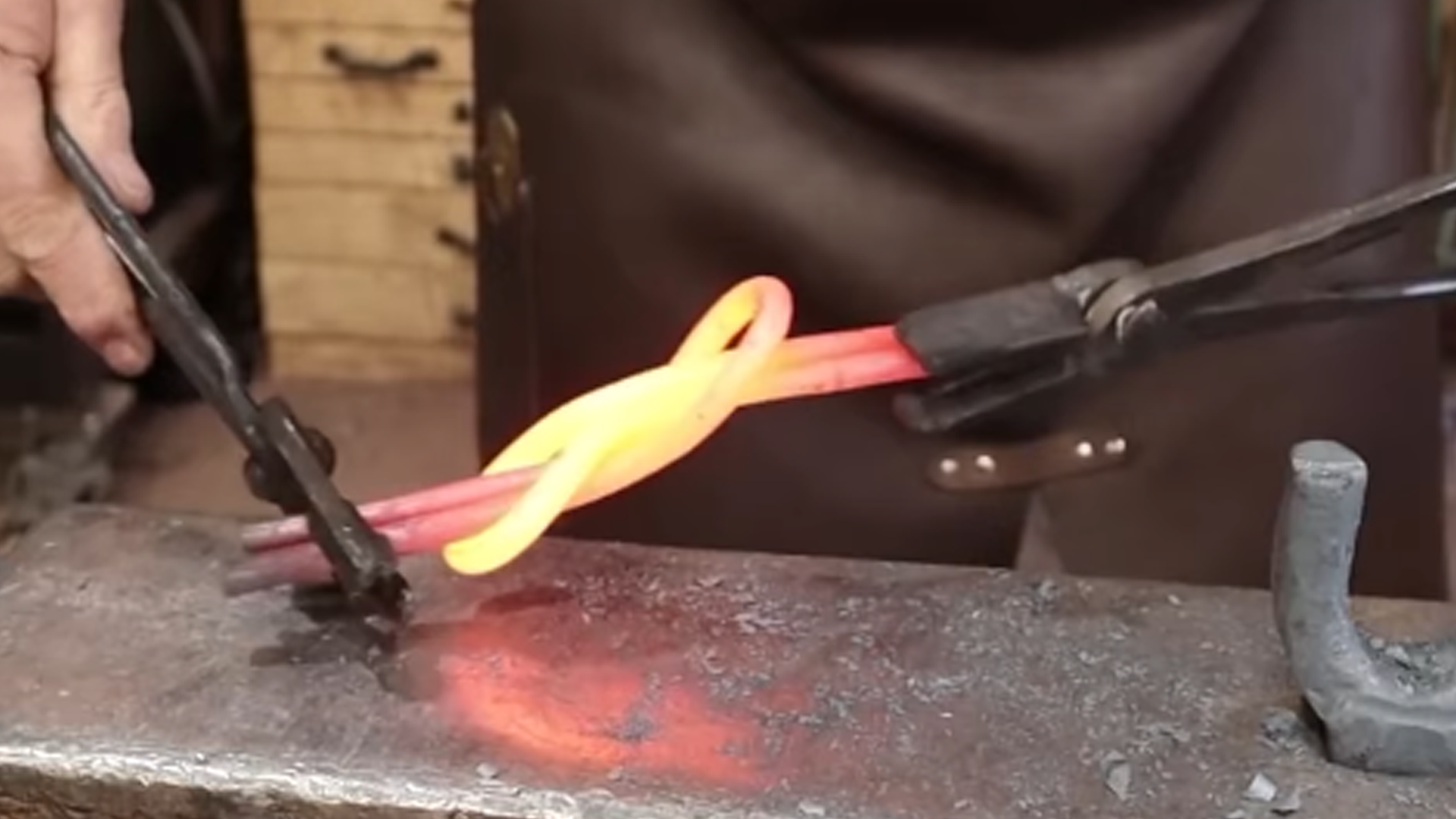 Hook of the week: Forged square knot