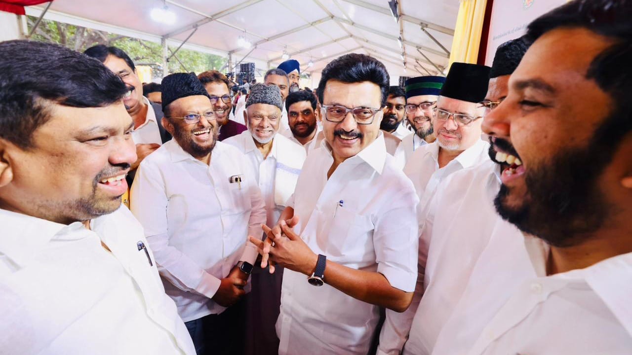 DMK finalises seat-sharing with 21 parties: DMK 175, Congress gets 28 ...