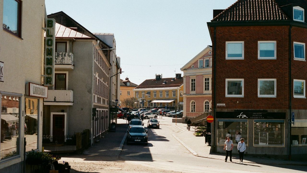 People reveal the most small town thing they've ever experienced