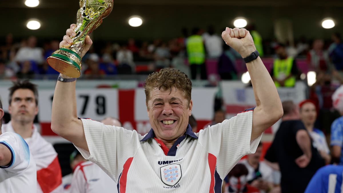 Just three police officers set to look after 10,000 England fans at the ...
