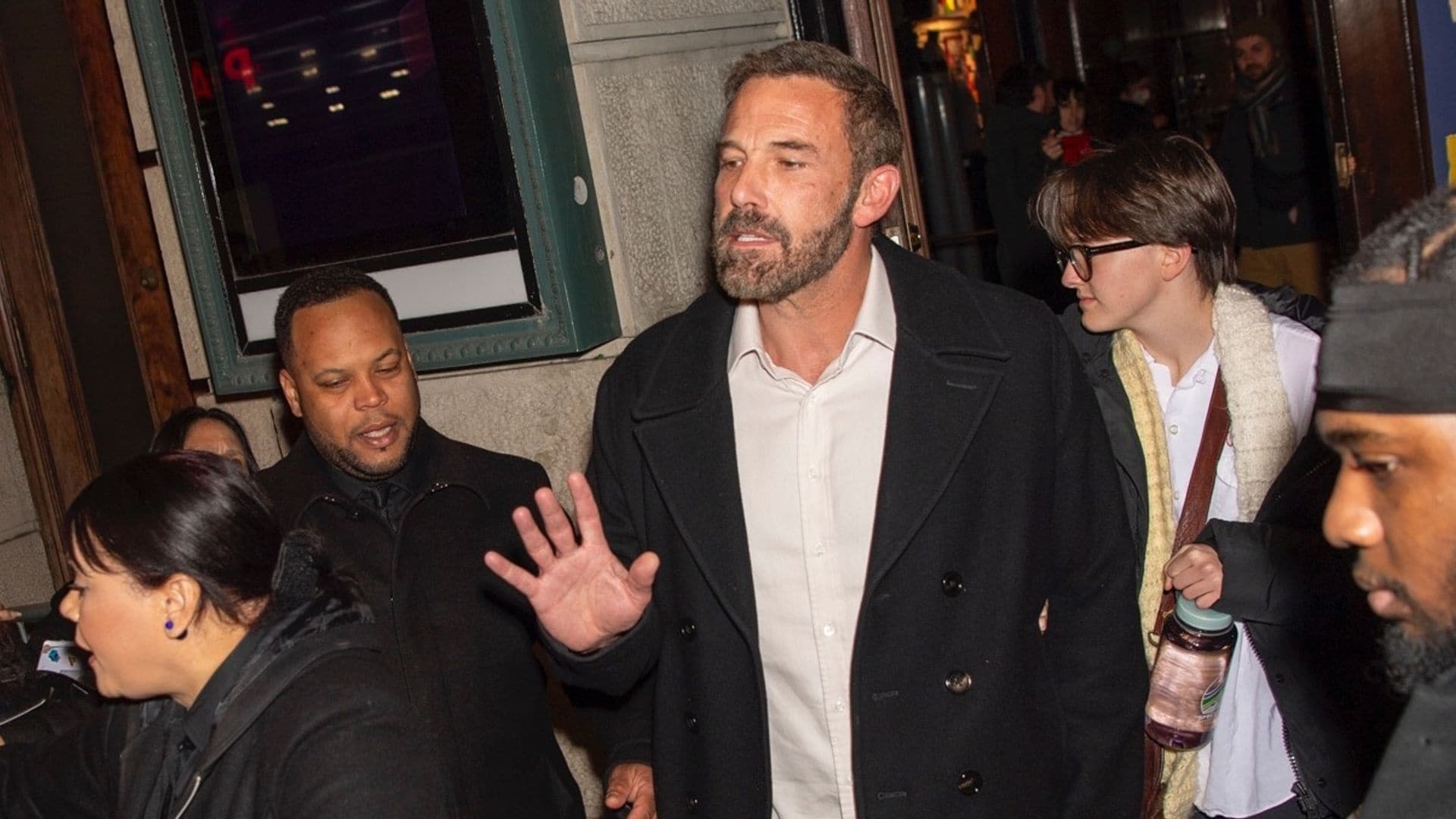 El altercado de Fin Affleck (17) con su padre en plena calle: las ...