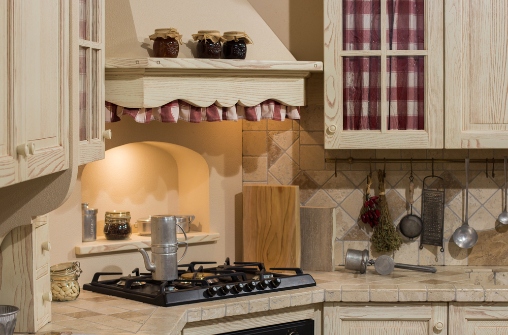 Things in your kitchen you need to throw away now