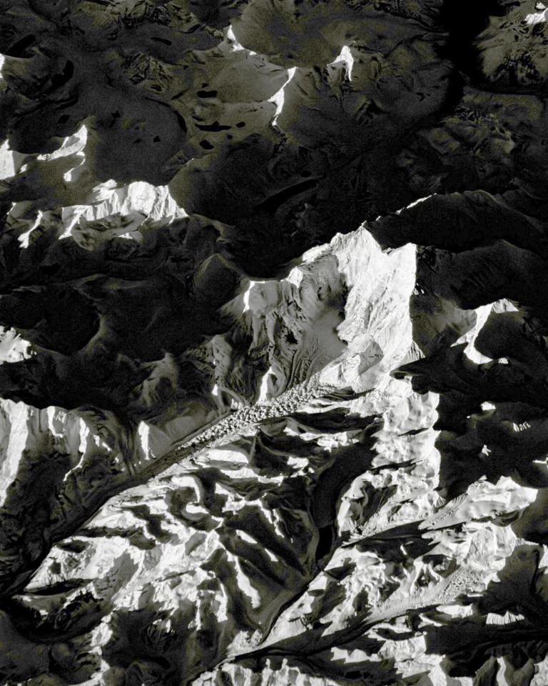 Astronaut captures otherworldly photos of Everest from space