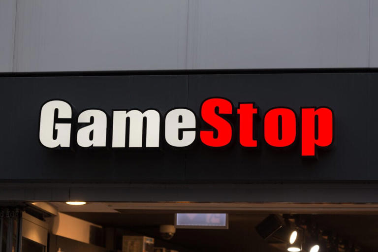 GameStop stock edges lower as investors weigh revenue decline, bigger ...