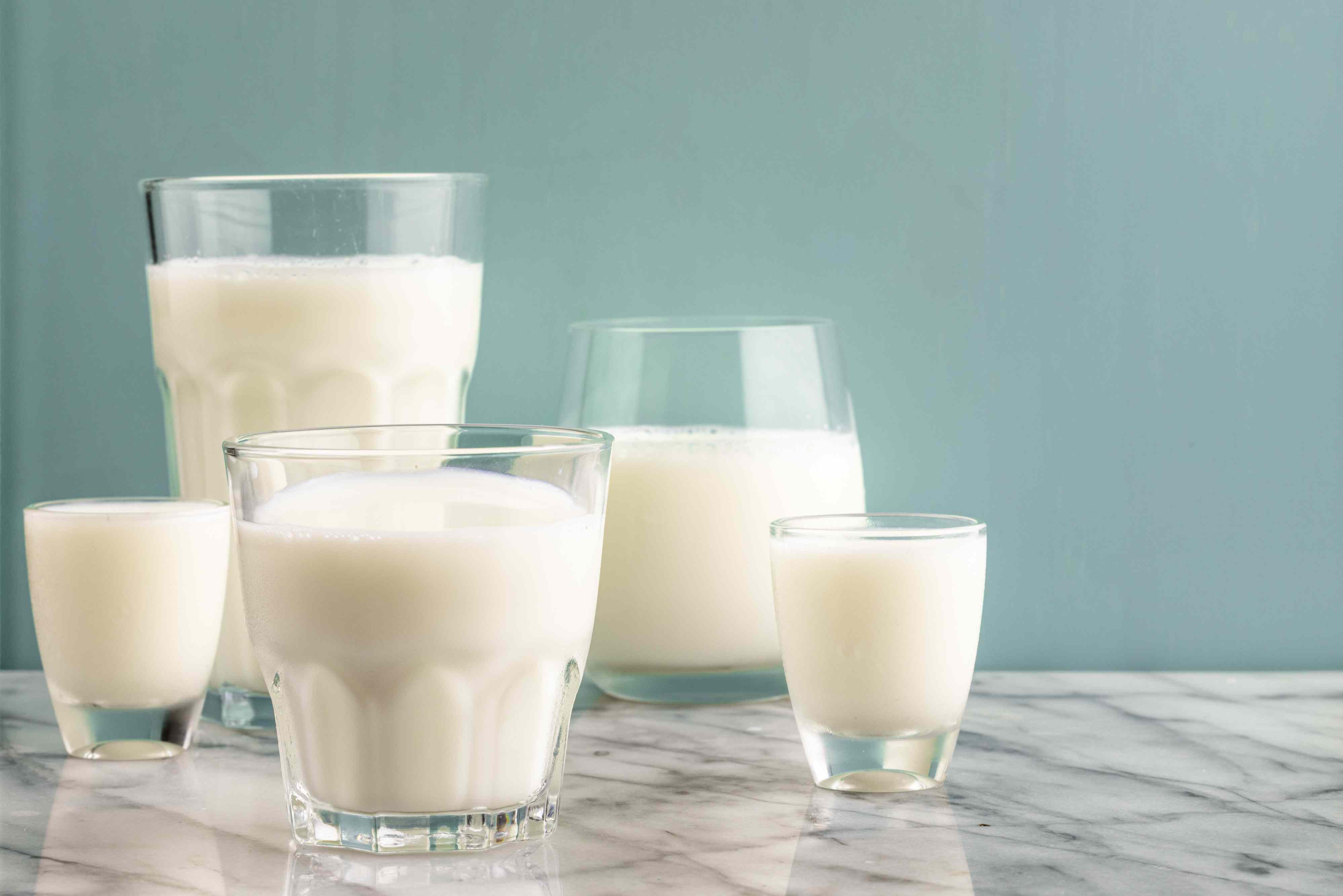 Dietitians rank 4 types of milk from best to worst for your blood sugar