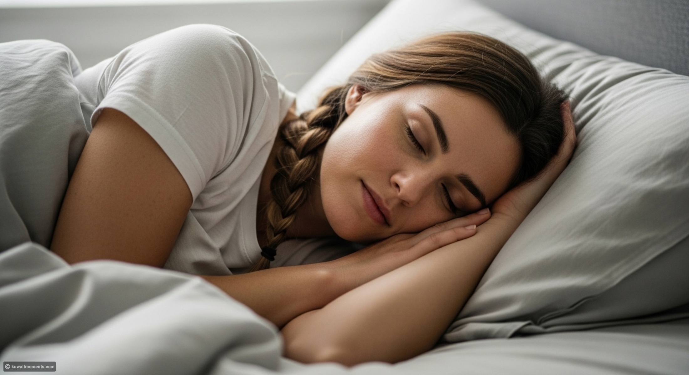 Should you sleep in braids or loose hair? These 5 tips can help you decide