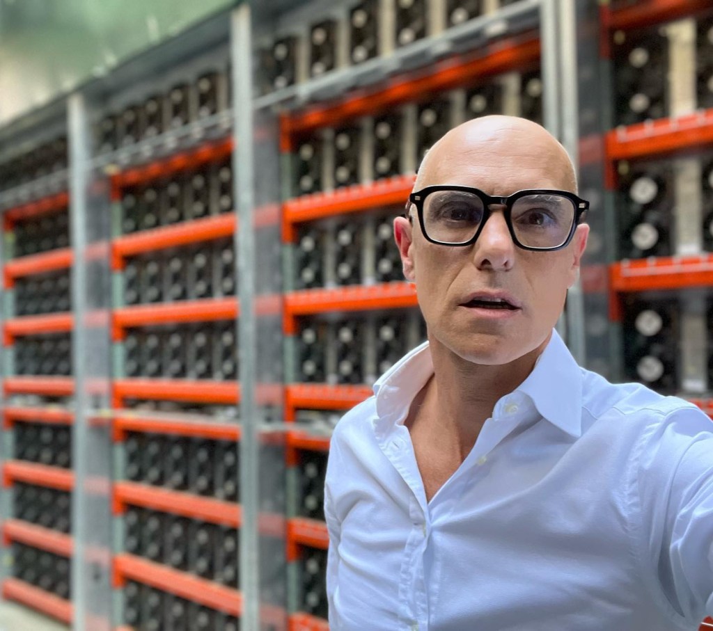 Retired Gen. Wesley Clark tangled up in a crypto fraud suit with ...