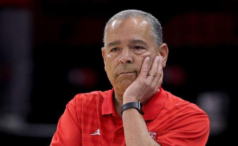 NCAA: Kelvin Sampson Opens Up on Coaching Future After Houstons Sweet ...