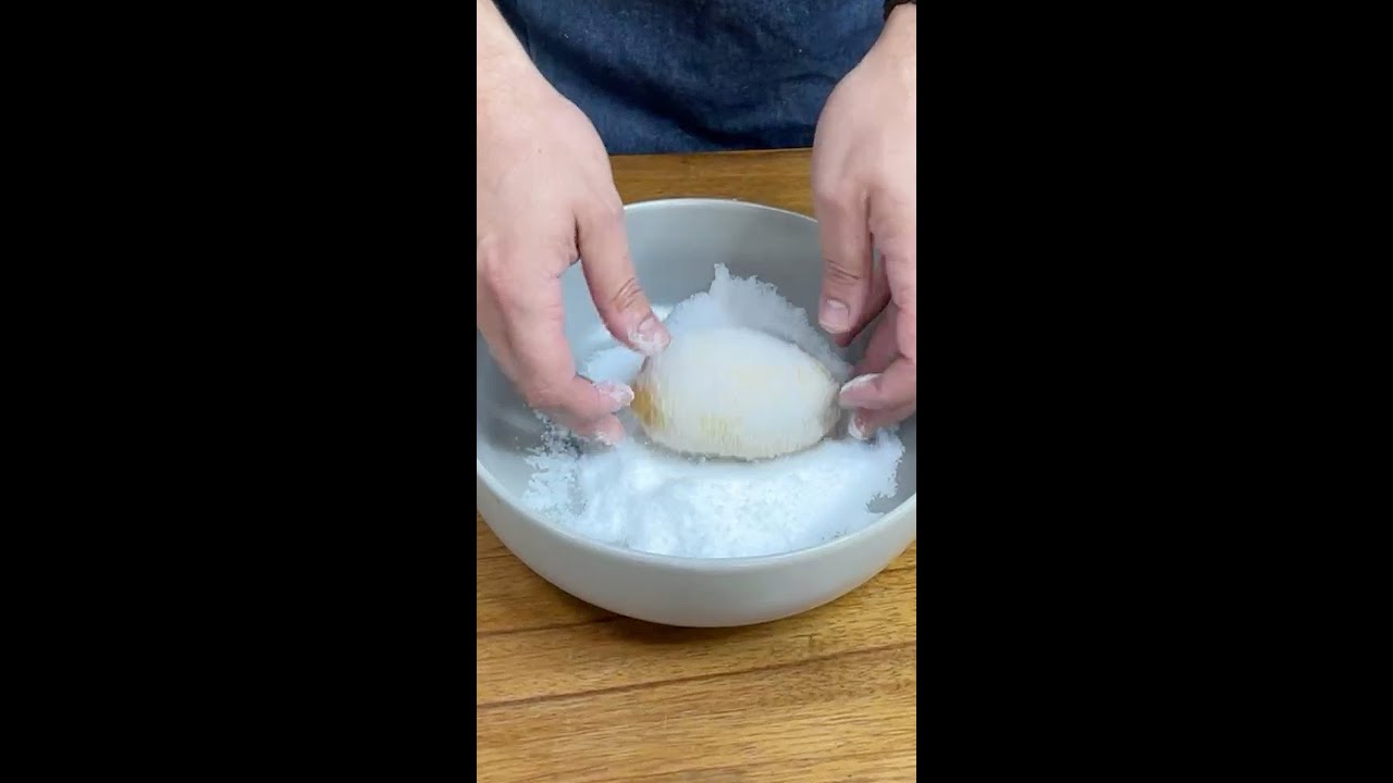 Batata recheada cremosa: receita fácil com frango e queijo gratinado