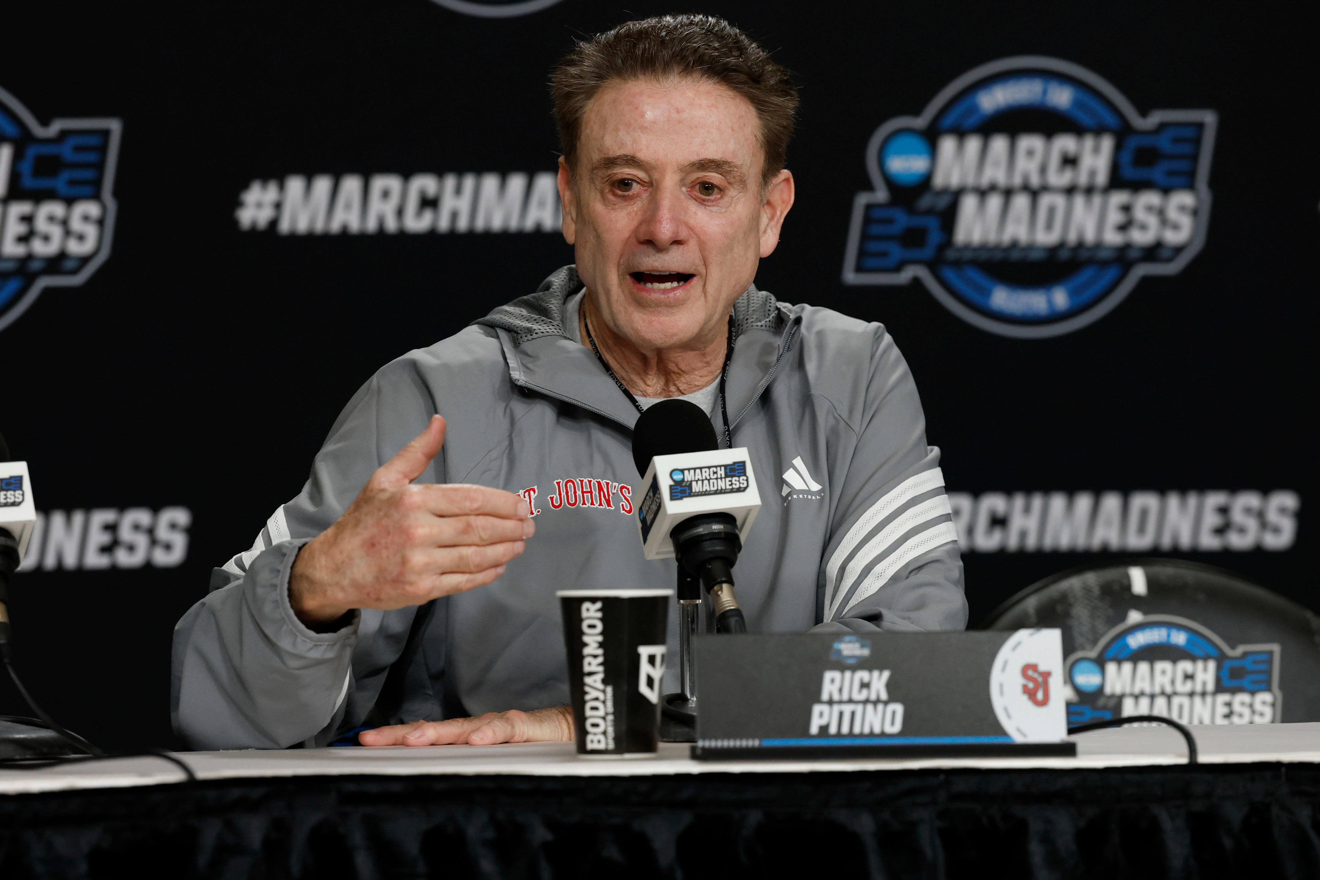 Rick Pitino acknowledges Kentucky Wildcats stance among blue bloods