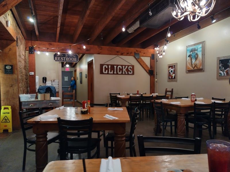 This retro Oklahoma steakhouse has people driving hours just to sink ...