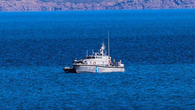 Ελευσίνα: Άσκηση ετοιμότητας του Λιμενικού με σενάριο πλήγματος σε ...