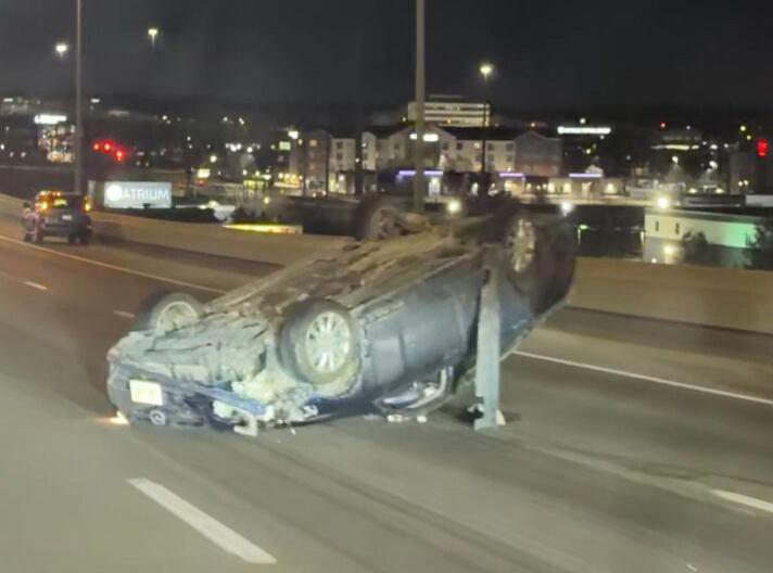 Driver arrested after crash flips car on Omaha’s West Dodge Expressway