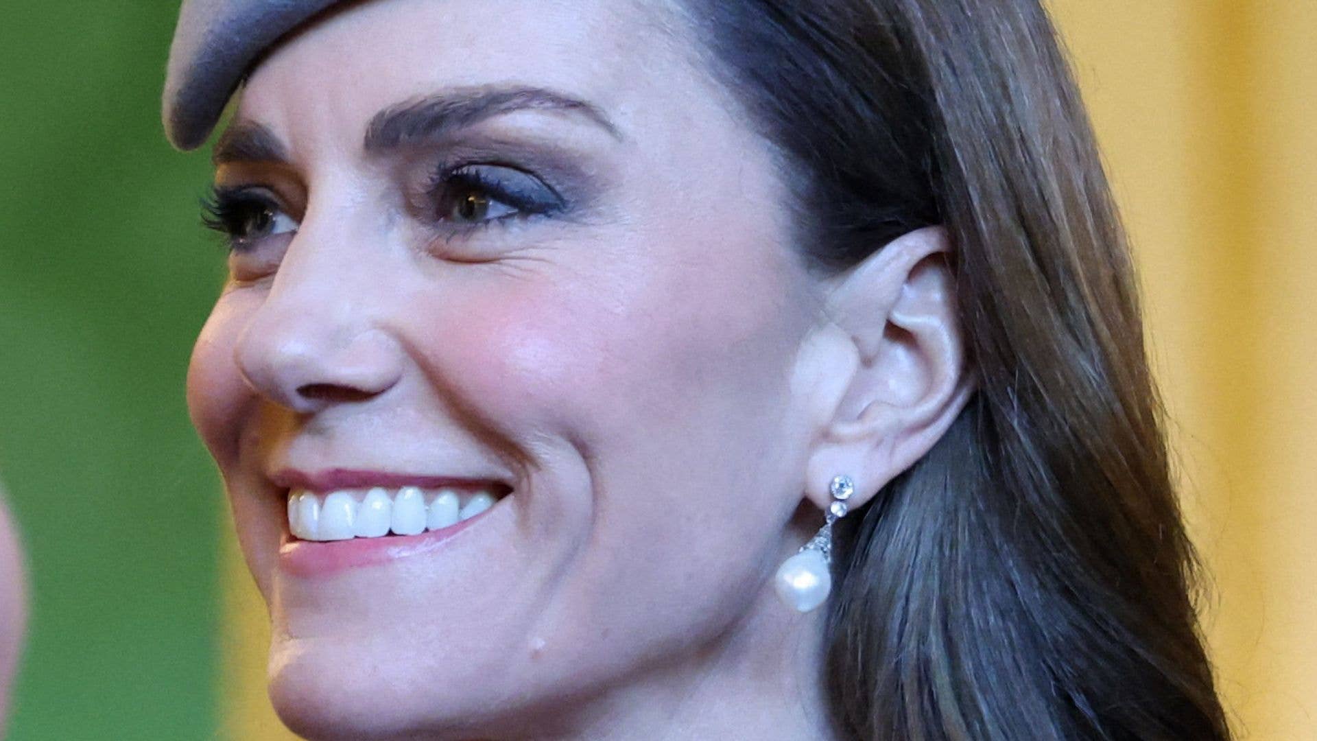Princess Kate's pre-royal Zara mini skirt may just be her most preppy ...