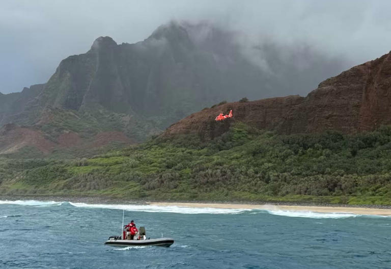 3 killed, 2 injured in Kauai helicopter crash off Na Pali Coast