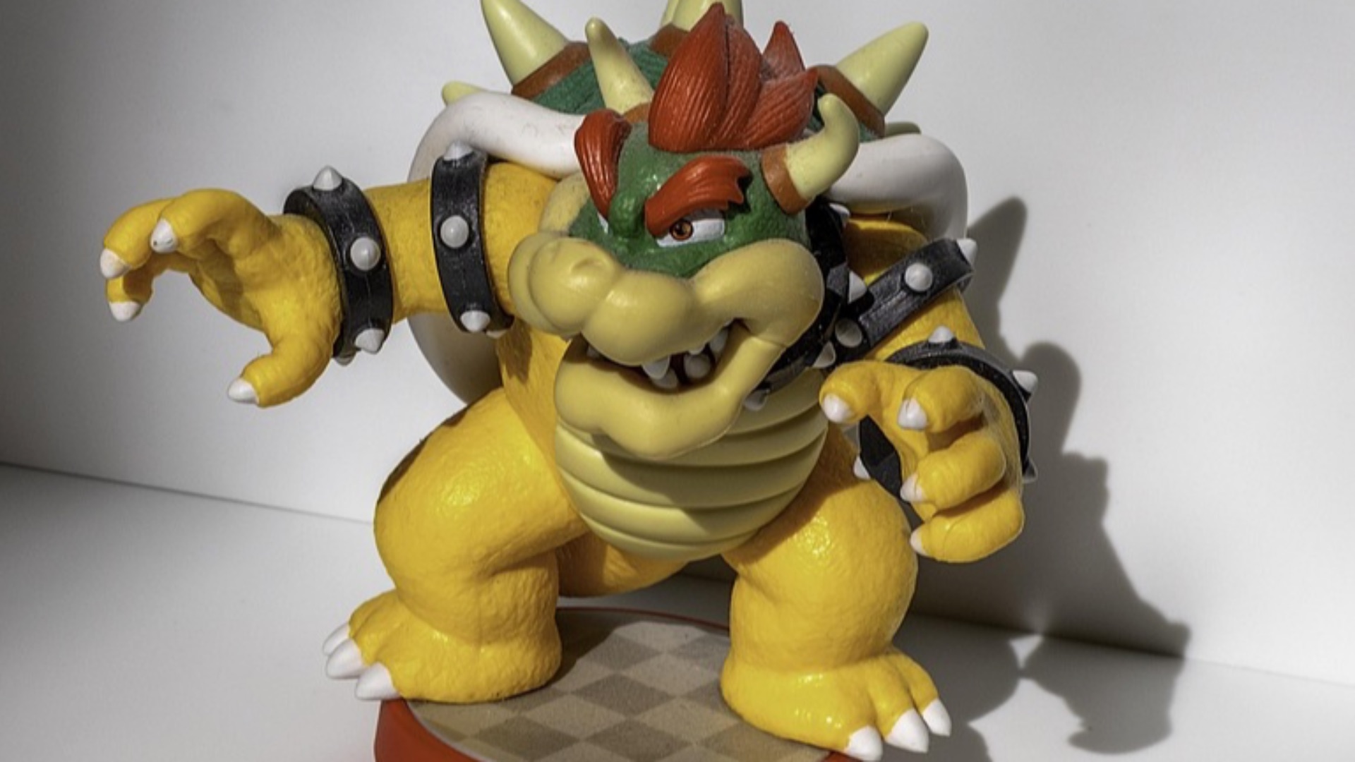 10 Most Unlikeable Video Game Villains & 10 We (Secretly) Admire
