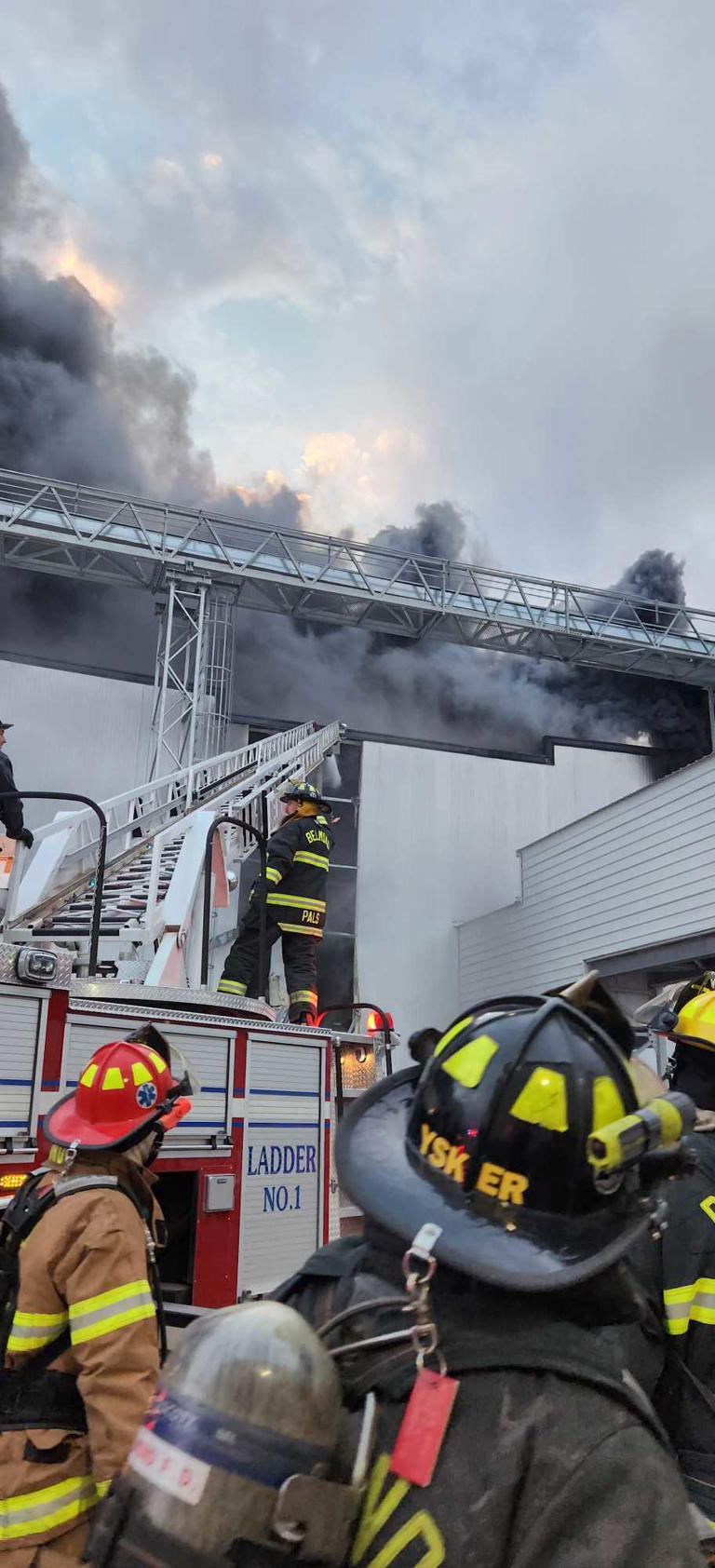 Iowa fire department shares photos of massive fire at northern Iowa egg ...