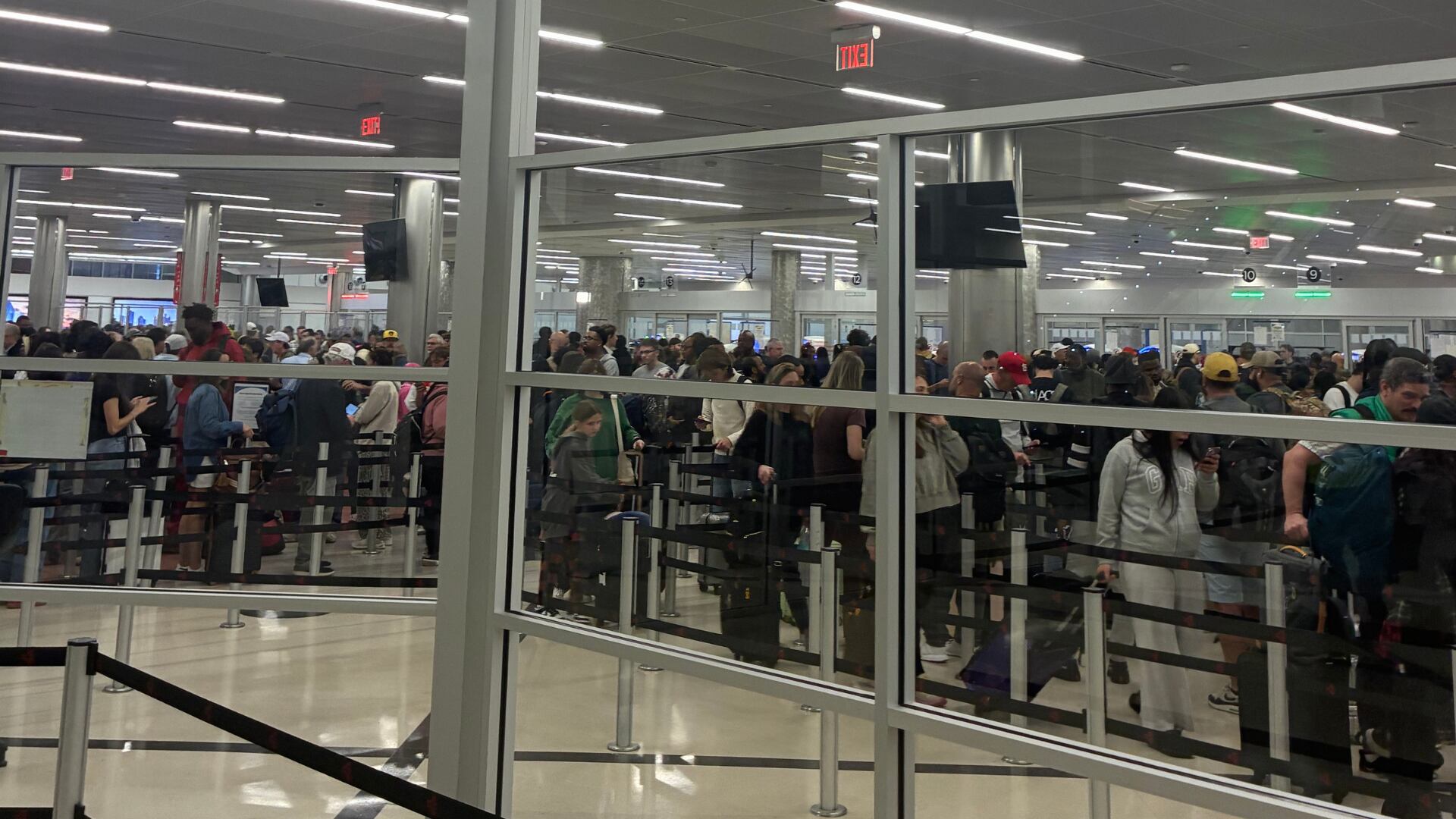 Atlanta airport security lines remain long as Trump, lawmakers consider ...