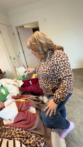 Pigeon Forge family shopping haul and matching outfits