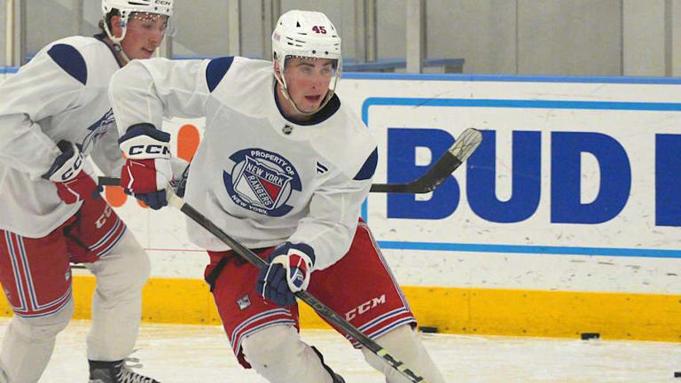 Drew Fortescue to make Rangers debut against Blackhawks