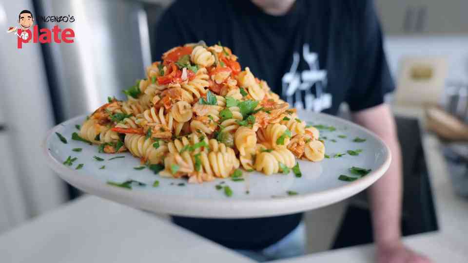 Quick weeknight tuna pasta that tastes amazing