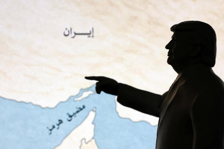 Trump makes embarrassing blunder in dramatic Iran threat