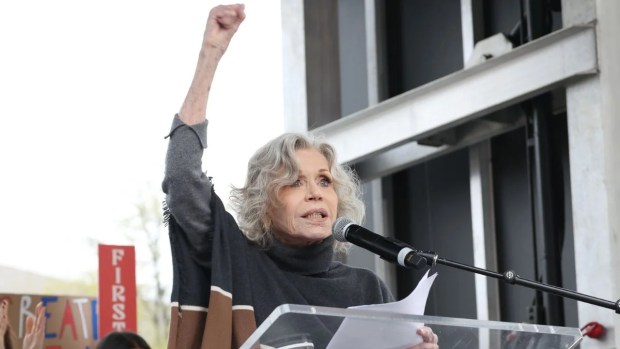 Jane Fonda protests Trump, Warner Bros. sale and Iran war in fiery ...