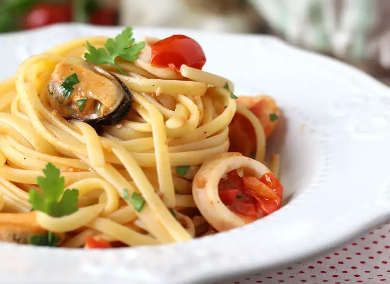 Pasta with seafood, a delicious and very quick dish