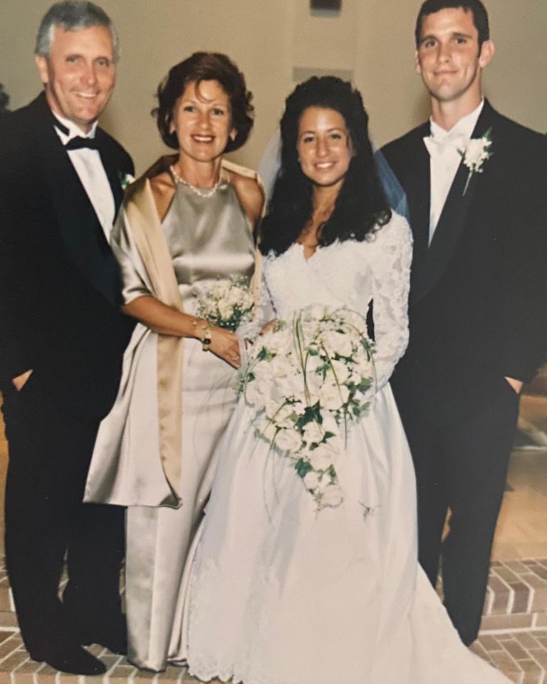 All about UConn coach Dan Hurley’s family, including his wife and 2 sons