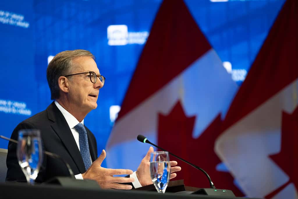 Interest rates aren’t falling: Here’s what I’d do with my TFSA