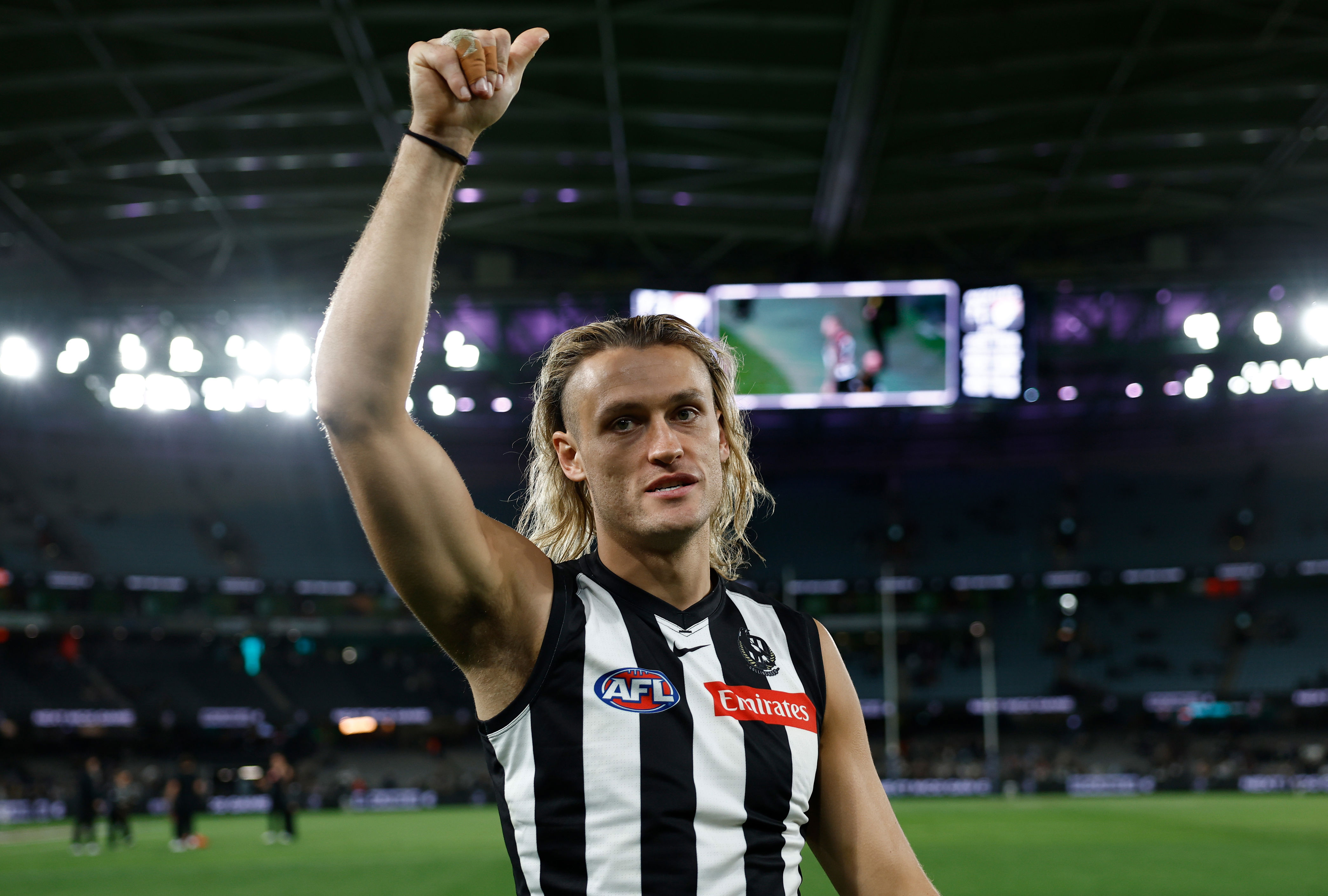 Collingwood fans call out Craig McRae's 'risky' move after sad ...