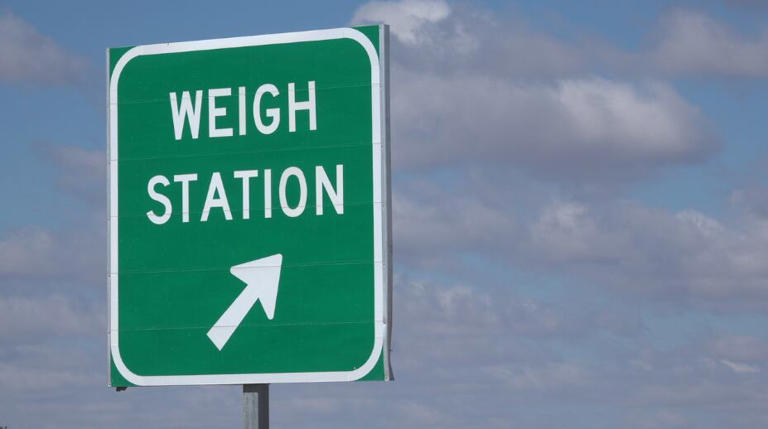 ICE using weigh stations to arrest truckers with Iowa State Patrol’s help