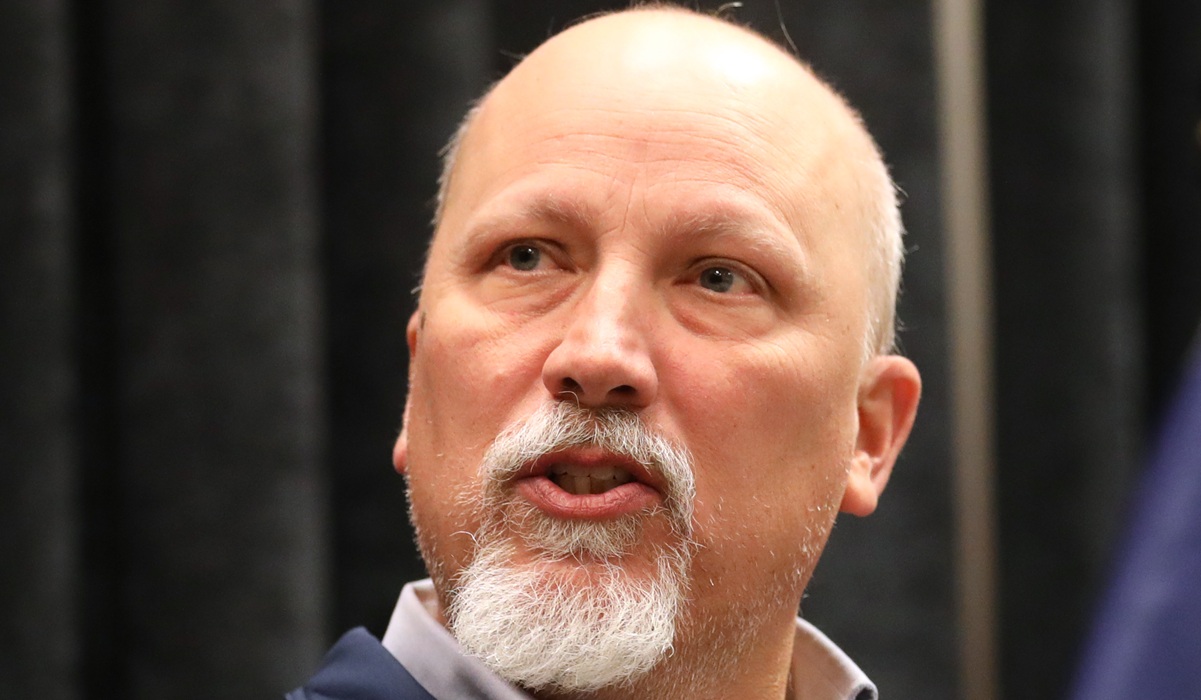 GOP congressman fumes over Elizabeth Warren's housing bill win, "Big ...
