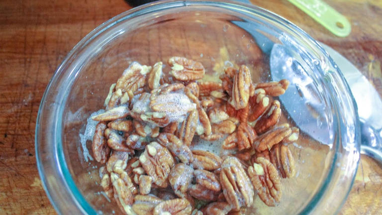 Every Aspect Of This Delicious And Fresh Salad Deserves A Blue Ribbon ...