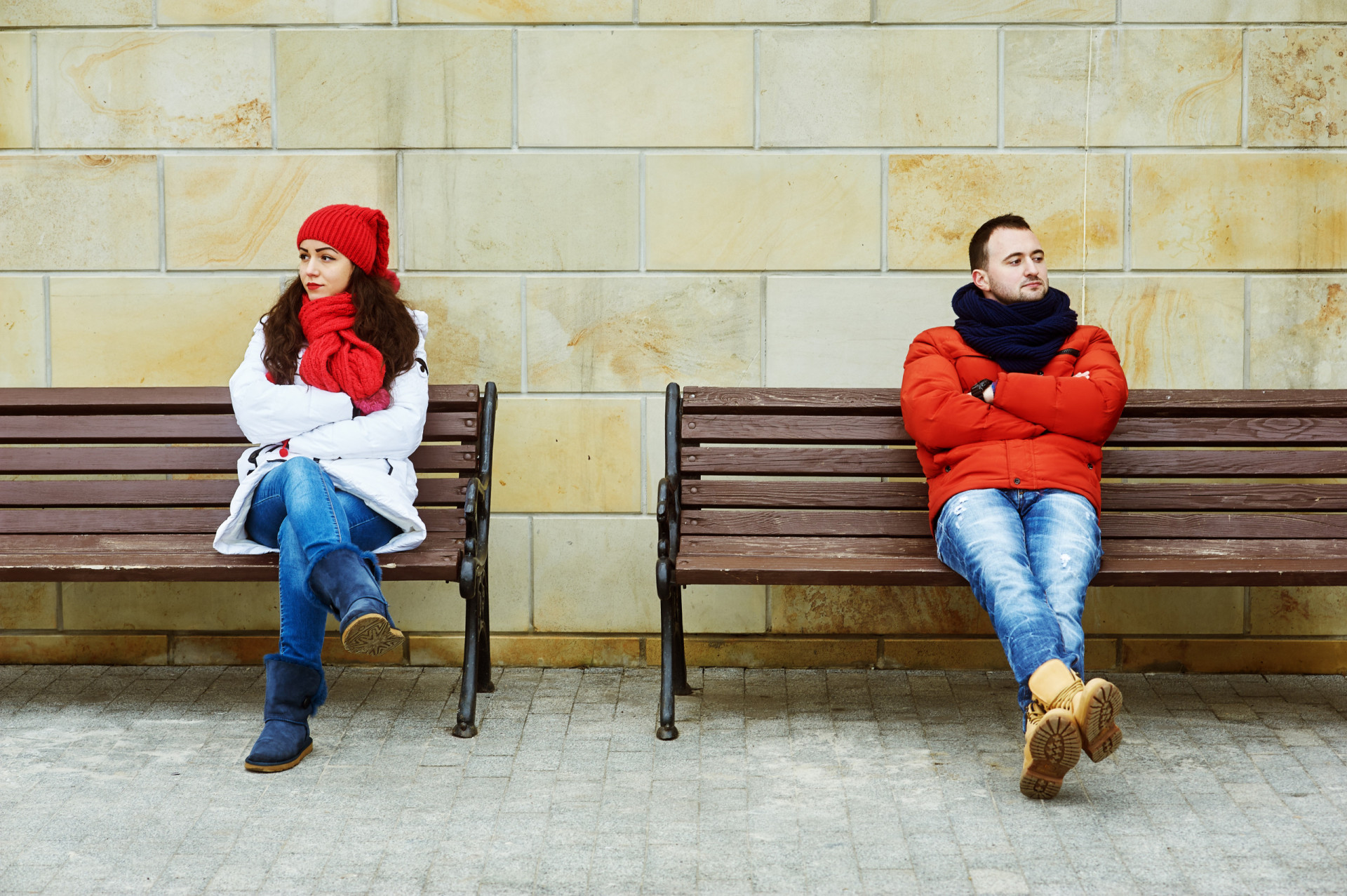 Signs of loneliness in a relationship, and how to cope