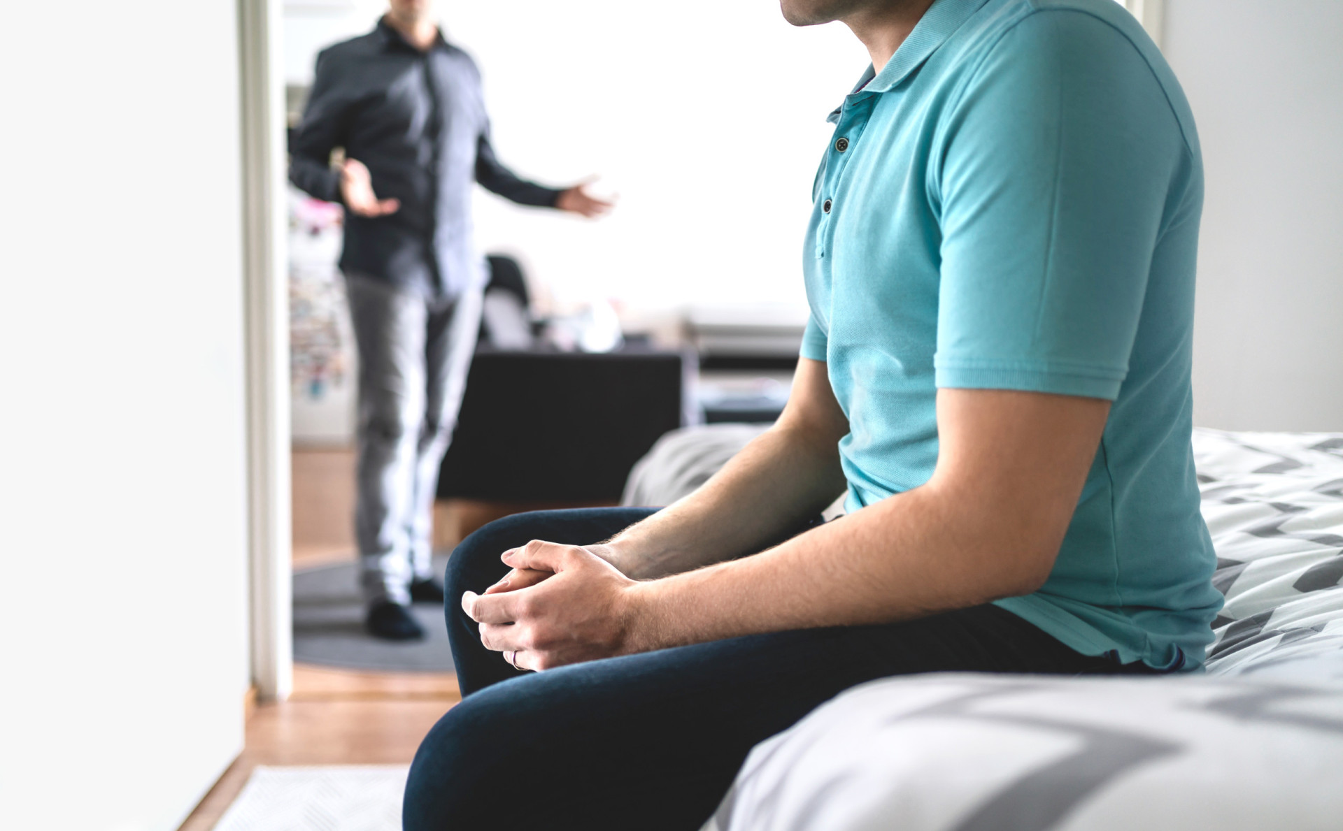 Signs of loneliness in a relationship, and how to cope