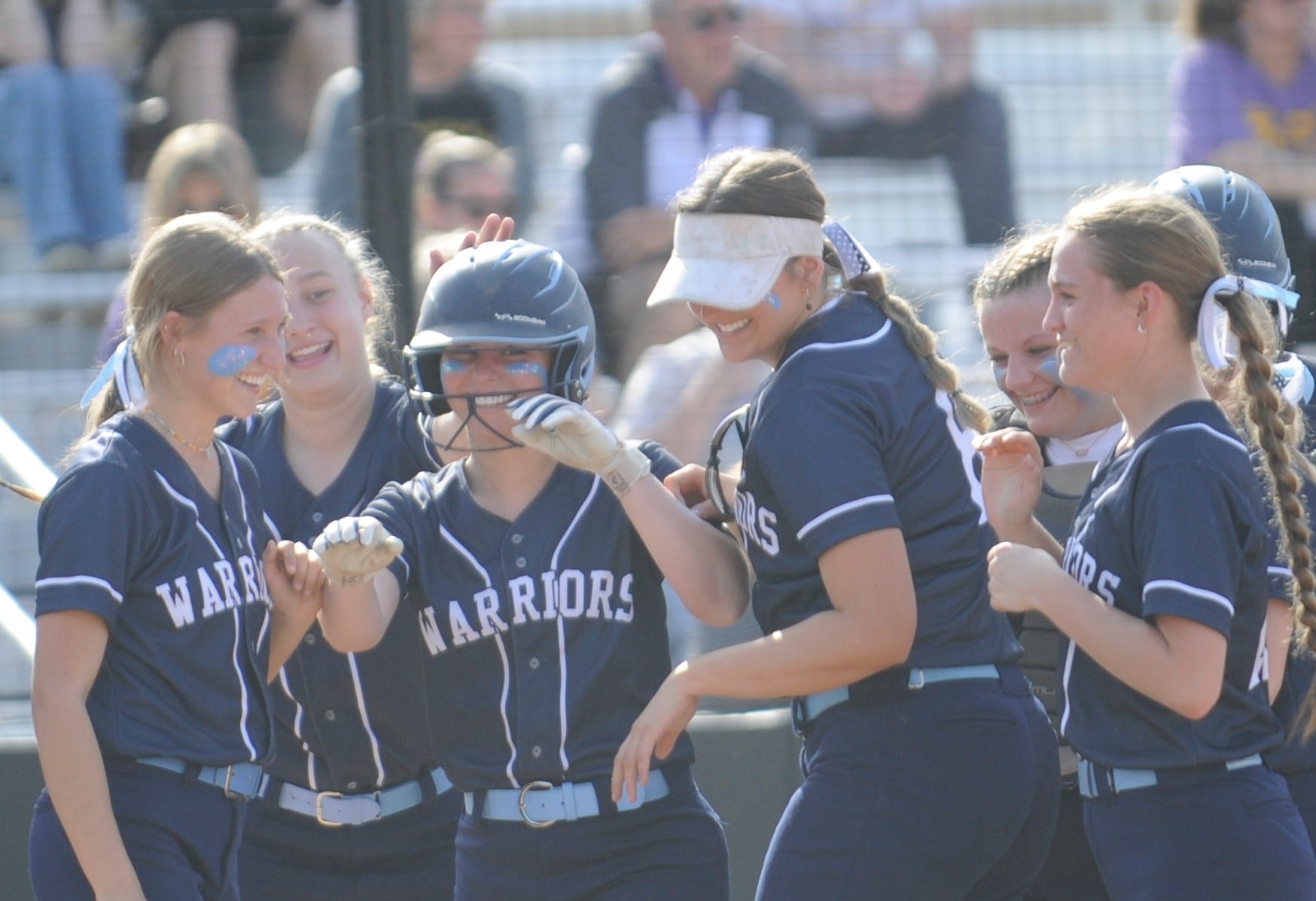 Spring softball previews: Adena and Huntington to rely on core seniors