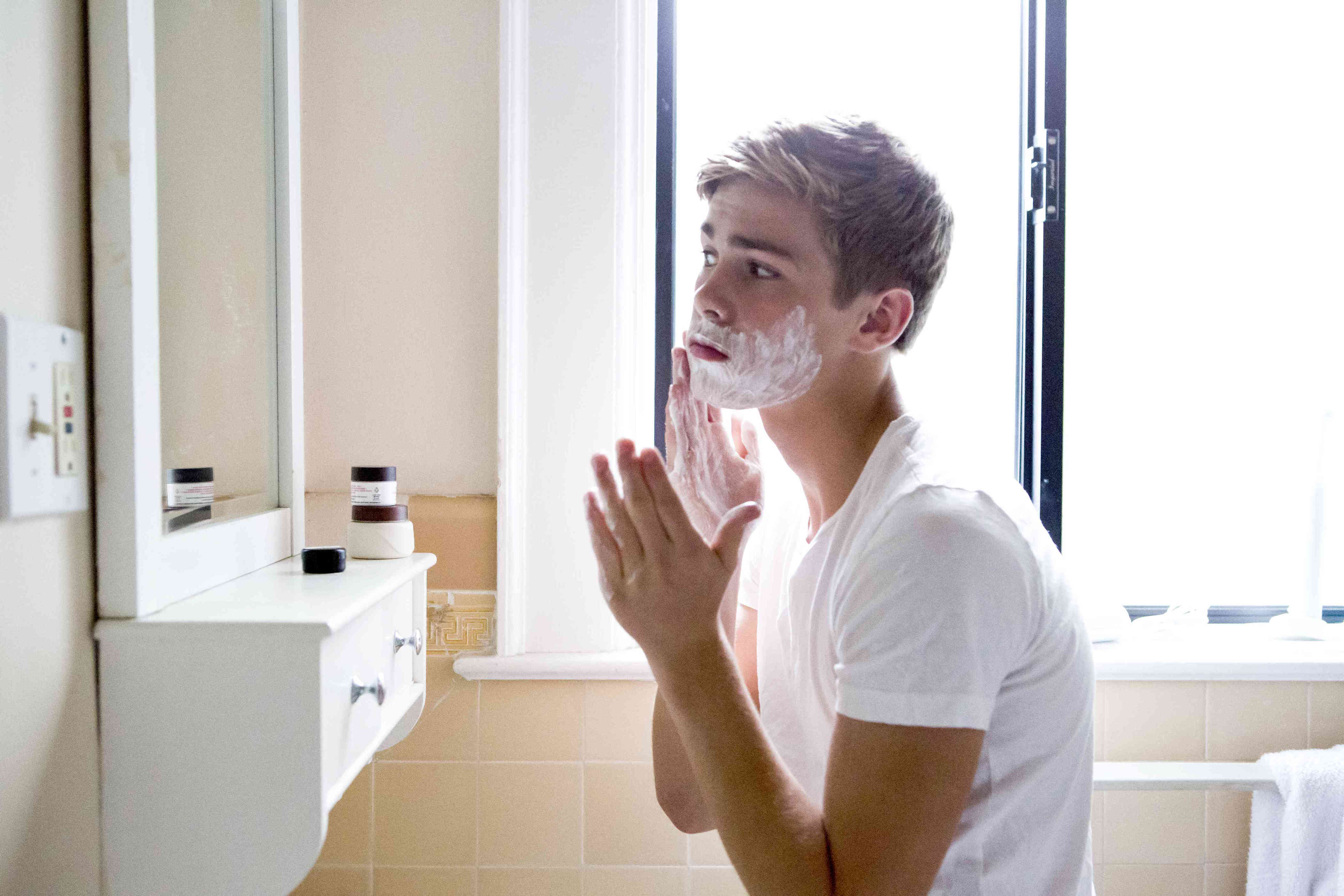 11 Best Acne Treatment Tips for Teens