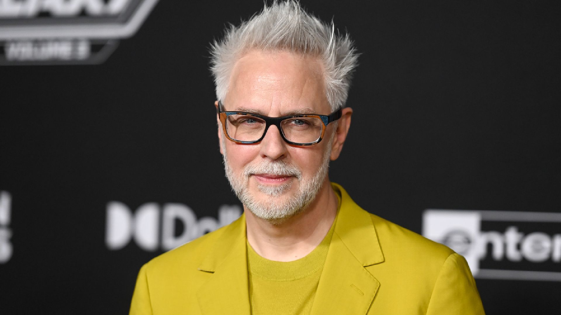 James Gunn and Zack Snyder's viral photo was posted to prove to DC fans ...