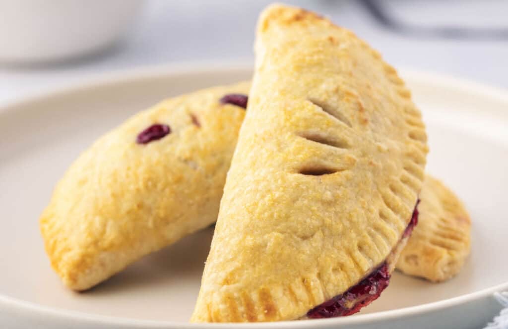 22 unforgettable pies with flaky crusts and luscious fillings