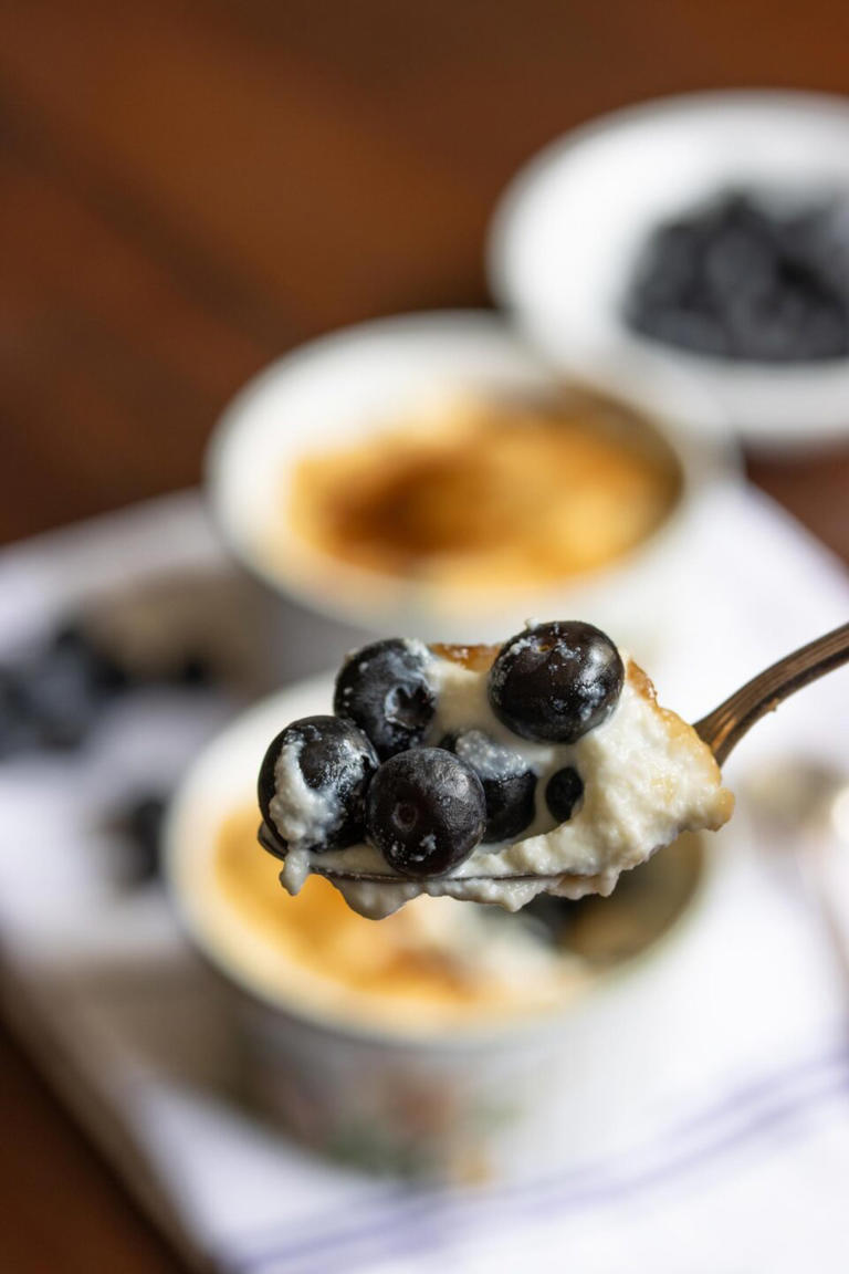 Blueberry Delight - Just 3 Ingredients and Ready in 15 Minutes!