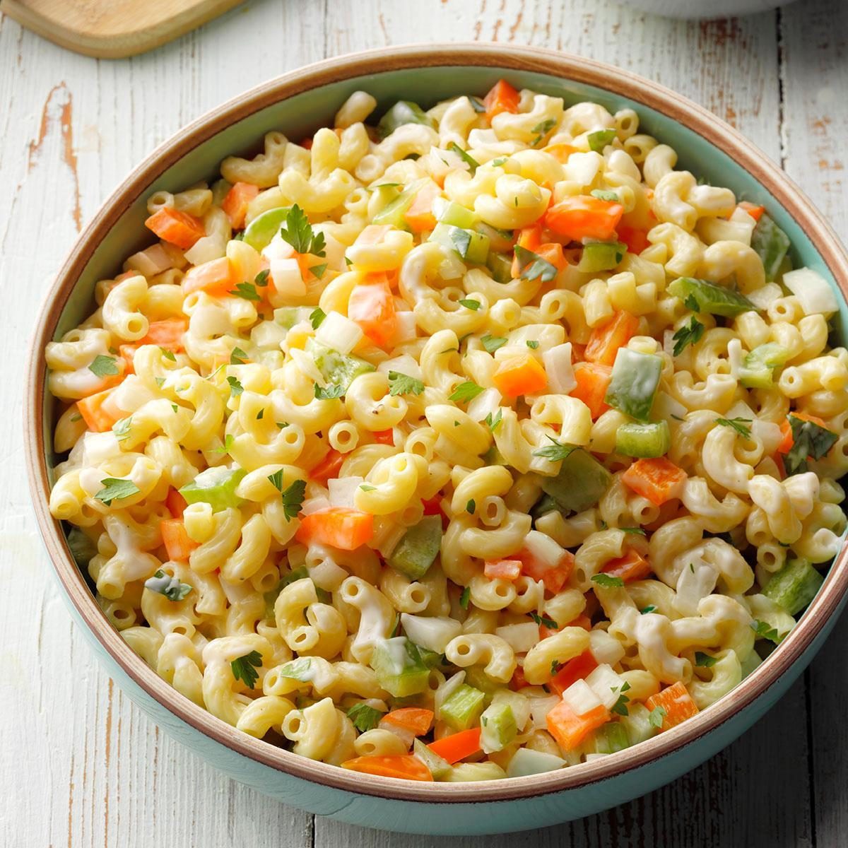 40 Summer Potluck Salads For Your Cookouts