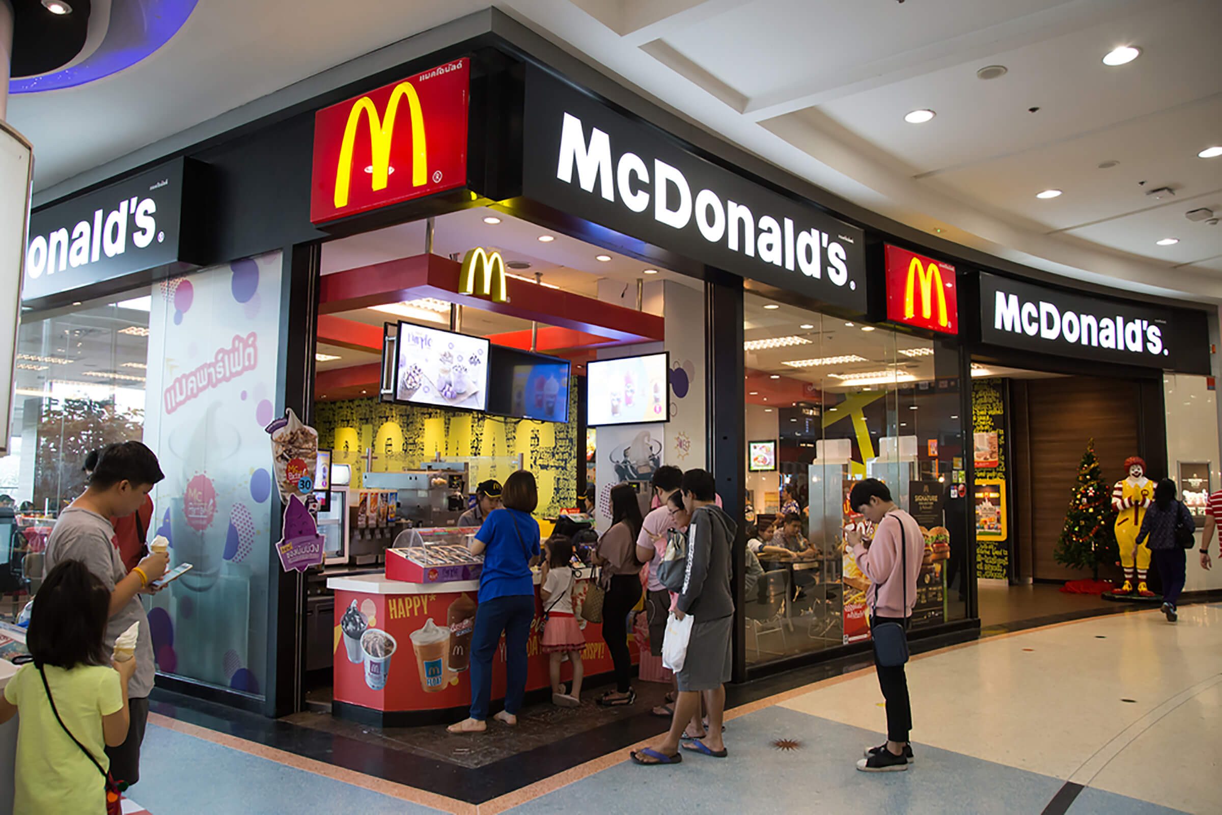 17 things McDonald’s employees won’t tell you