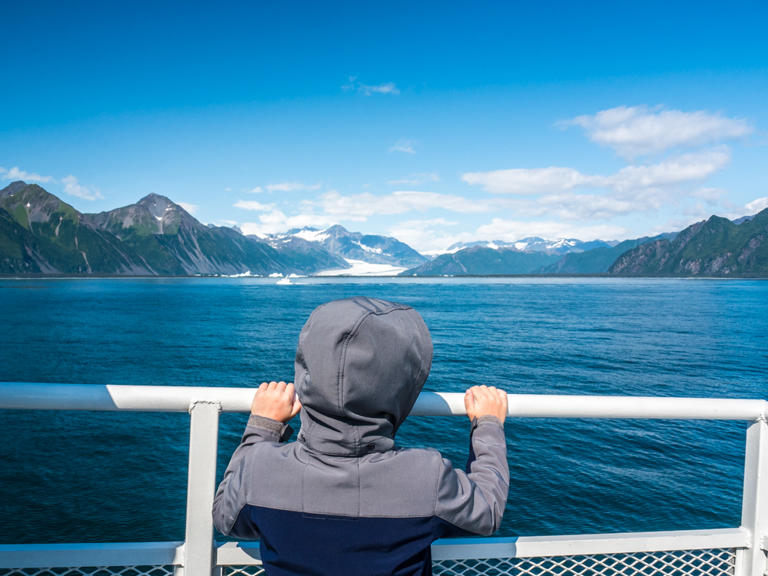 Alaska With Kids: Unforgettable Activities and Must-Read Tips
