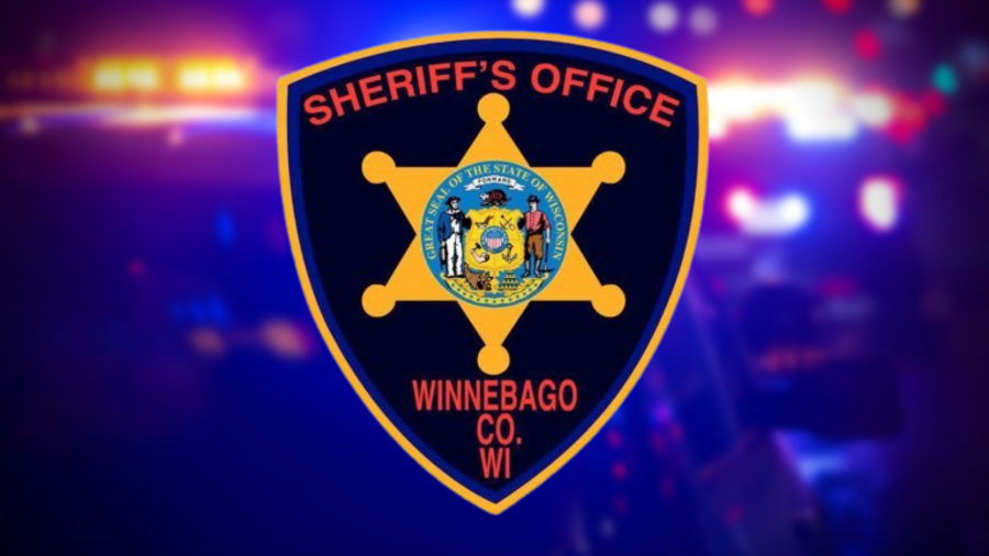 2 adults, 3 juveniles rescued from submerged boat in Winnebago County