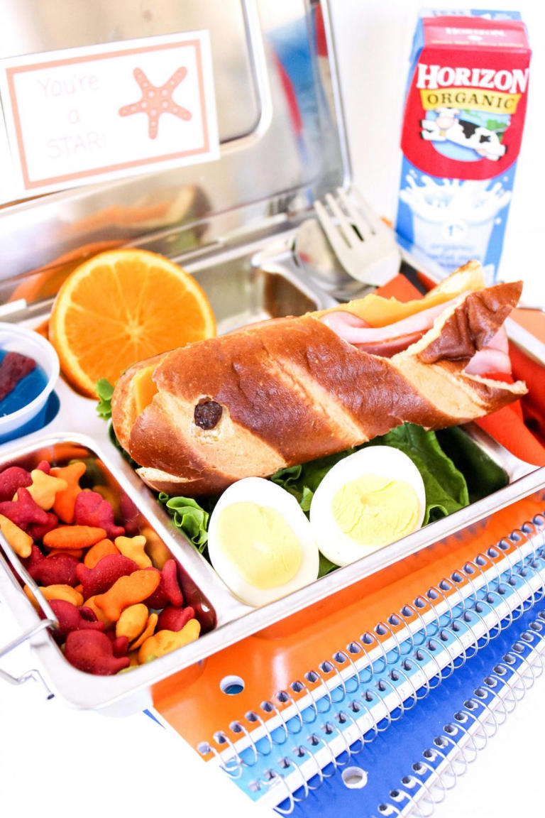 Make a Beach Themed Ham And Cheese Bento Box Lunch